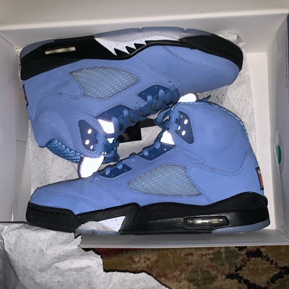 Jordan | Shoes | Air Jordans 5s Retro Se Unc Size In Mens | Poshmark